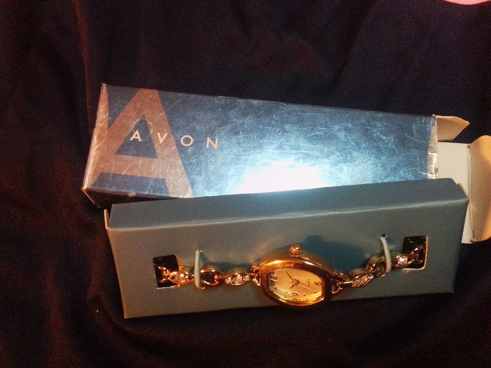 2004 Avon Montre Bracelet Ladies Quartz Watch Gold Tone CZ New In Box ...