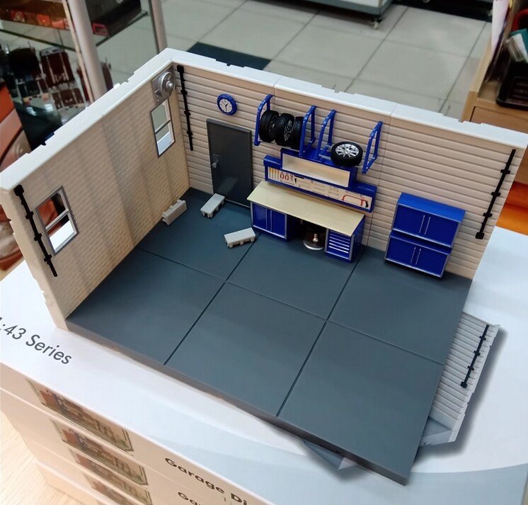 1:43 Alloy Garage Scenery Model Assembled Car Scene Garage Display ...