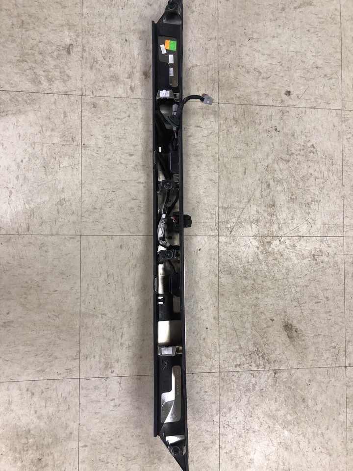 CHEVROLET TRAVERSE TRUNK LID MOLDING WITH CAMERA 84334572 OEM 18 19 ...