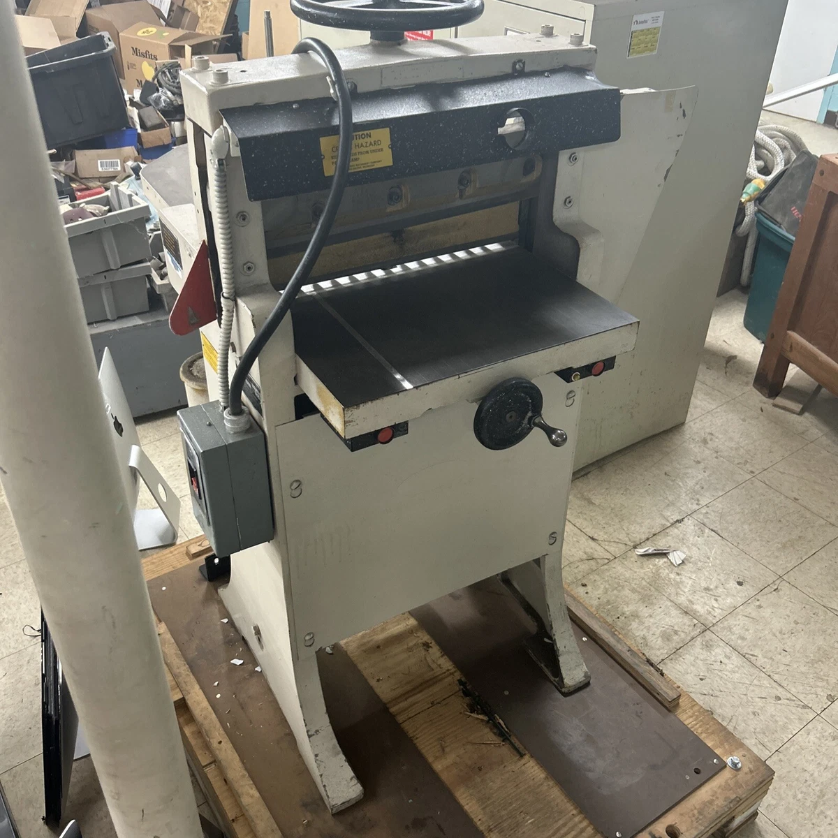 Challenge Paper Cutter