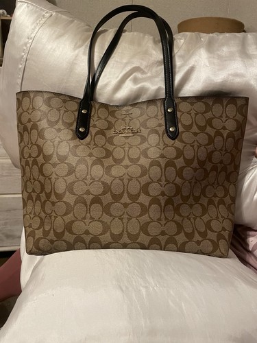 NWT Coach 5696 City Tote In Signature Canvas Black/Brown | eBay