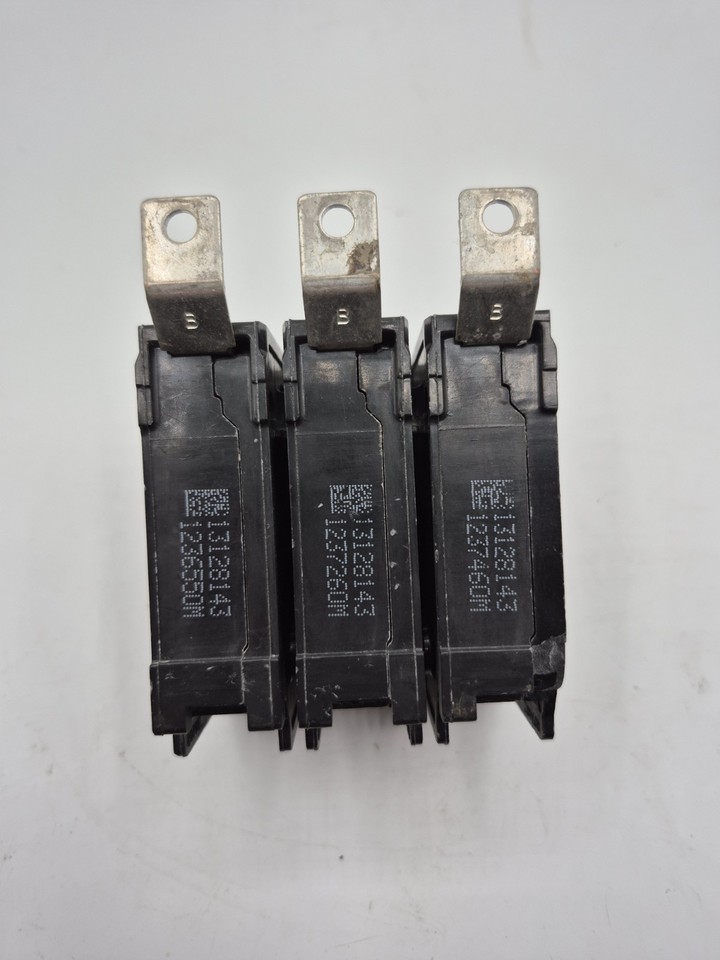Siemens B320 Circuit Breaker 20A 240V 3-Pole Good Condition Free ...