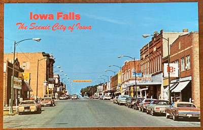 Iowa IA, Iowa Falls, Washington Avenue, Montgomery Ward, ca 1970 ...
