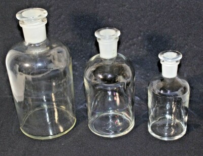 Lab Glassware - Vintage Pyrex Lab Glass - 2