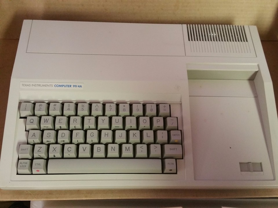 TEXAS INSTRUMENTS TI-99/4A HOME COMPUTER w/ Box. Manuals, Cables | eBay