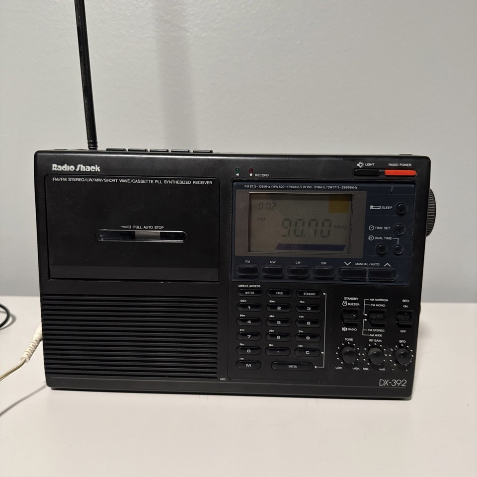 Vintage Radio Shack DX-392 Receiver - Powers On And Radio Is Working ...