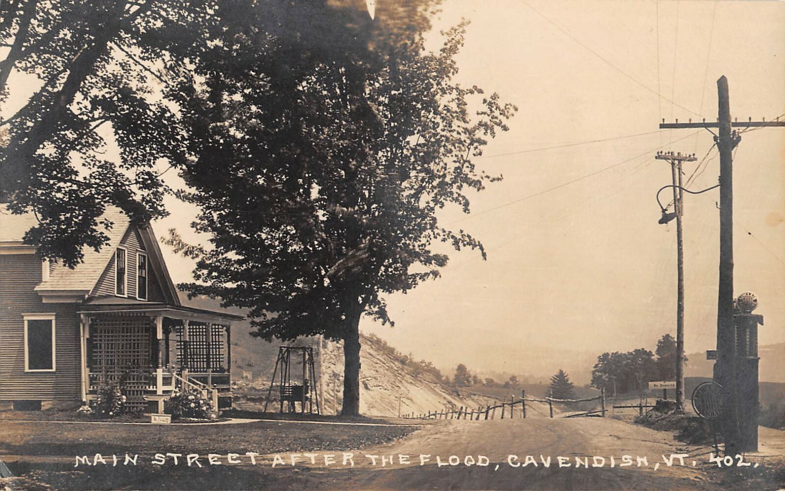 CAVENDISH, VT, MAIN ST AFTER FLOOD, SINCLAIR GAS PUMP, E.ILLUS RPPC c ...