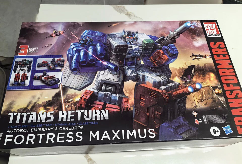 New Hasbro Transformers Titans Return Titan Class Fortress Maximus ...