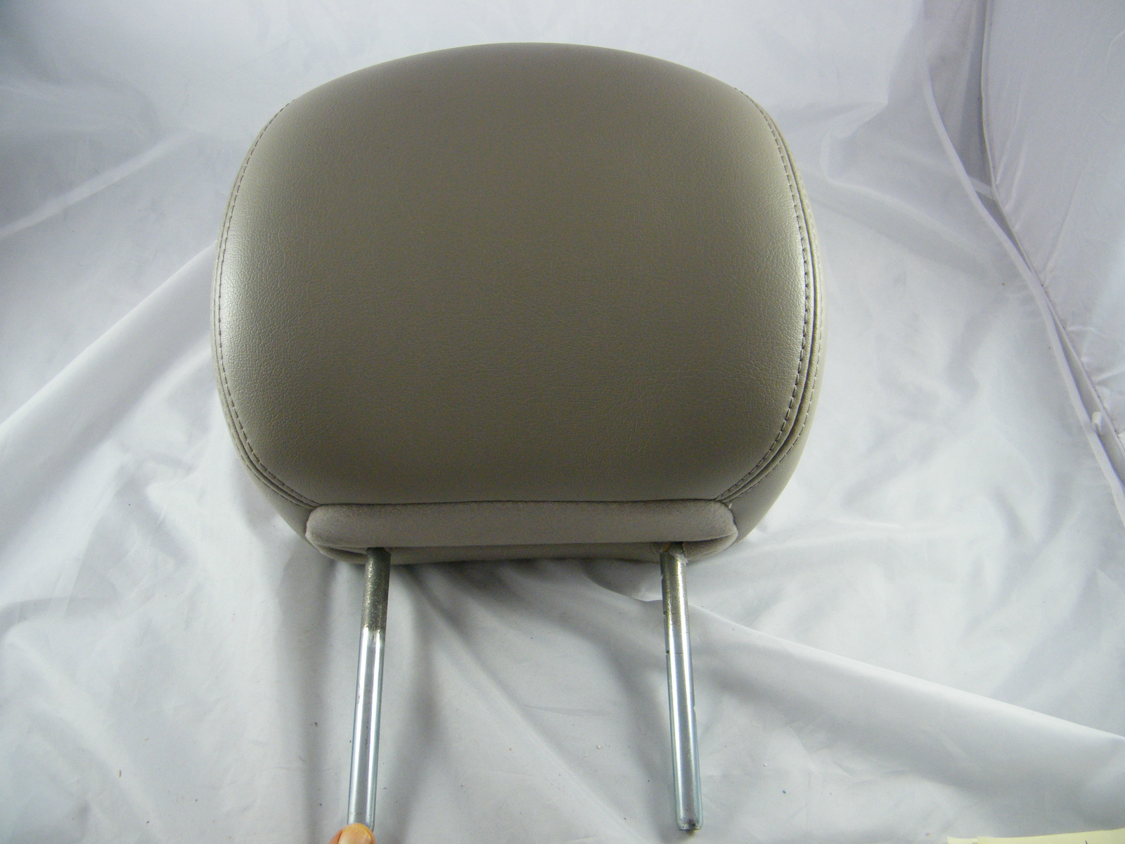 2003 LINCOLN LS ~ FRONT SEAT HEADREST ~ TAN LEATHER ~ FITS MODELS FROM ...