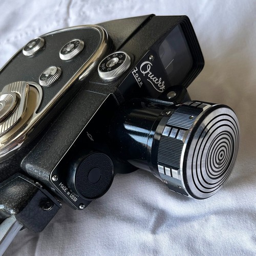 Russian old vintage 8mm movie camera clean Quartz Zoom Meteor-2 lens 2. ...