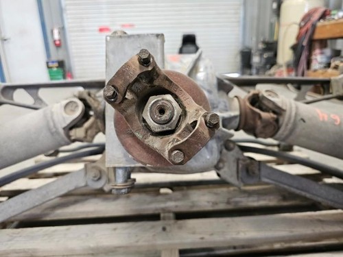 USED 90 CORVETTE REAR SUSPENSION MANUAL TYPE 3.33 LSlip Complete ...