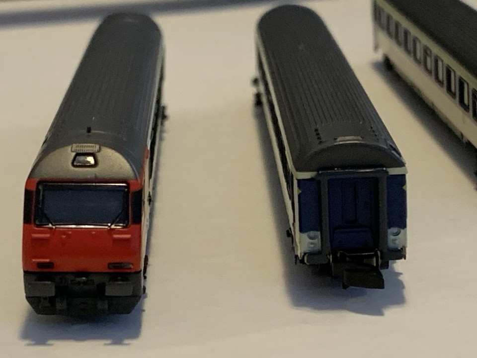 Marklin Z Mini Club 87457 SBB Push/Pull Express Train Passenger Set ...