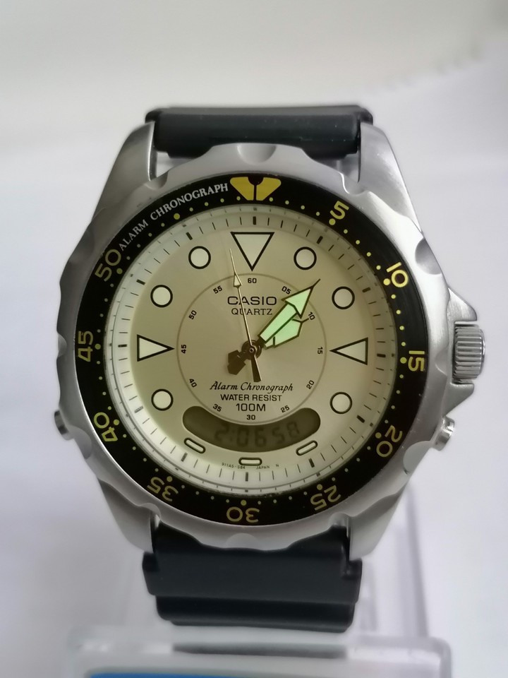 Vintage Casio "Arnie Smile" AD-520 388 Alarm Chronograph Watch ...