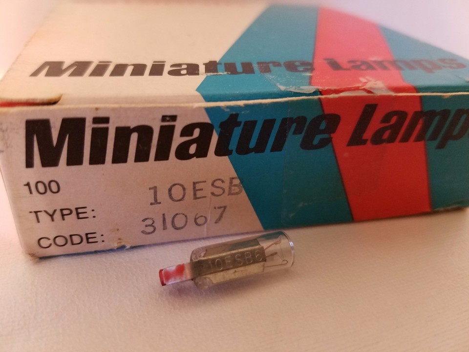 Lot 10 Sylvania 10ESB 10ESB6 Miniature Telephone Slide Base Light Bulbs ...