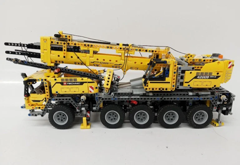 Lego Crane 42009
