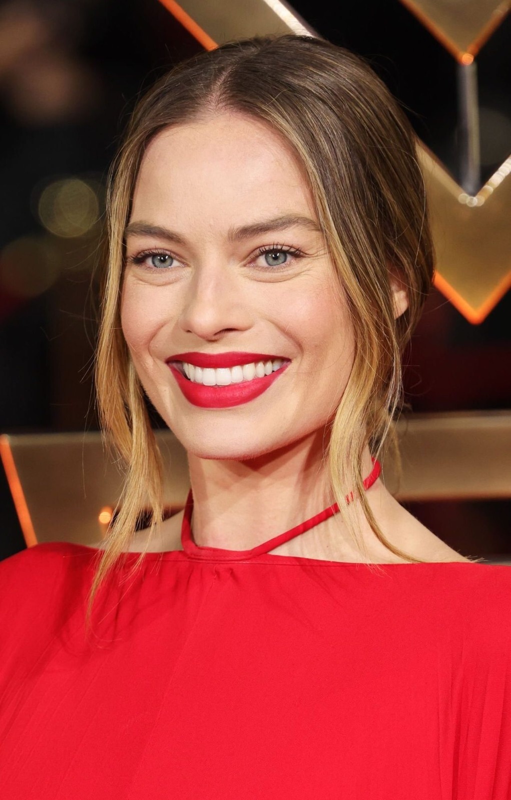photo MARGOT ROBBIE (652) | eBay