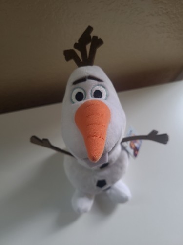Disney Frozen Olaf White 9" Snowman Stuffed Plush Doll Brand New ...