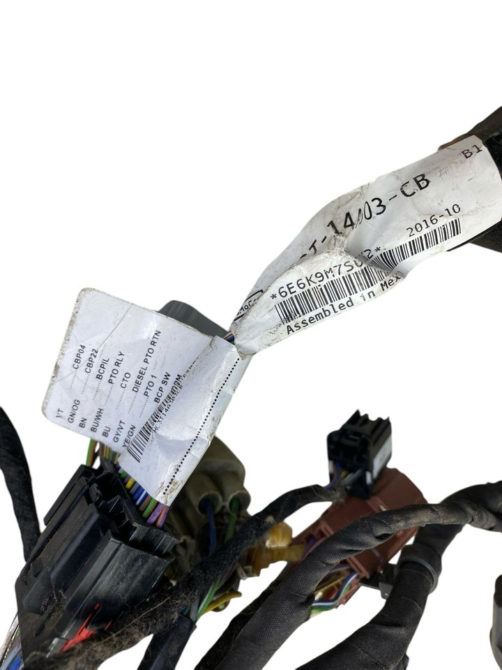 2017 FORD F350 6.7L DIESEL ENGINE BAY WIRING HARNESS & FUSE BOX HC3T ...