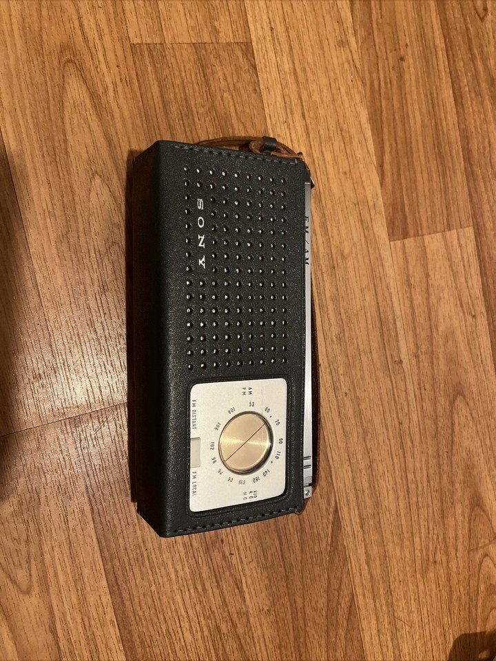 Sony 9 Transistor Radio 1963 Model #TFM-96 Tested Works w/case Rare ...