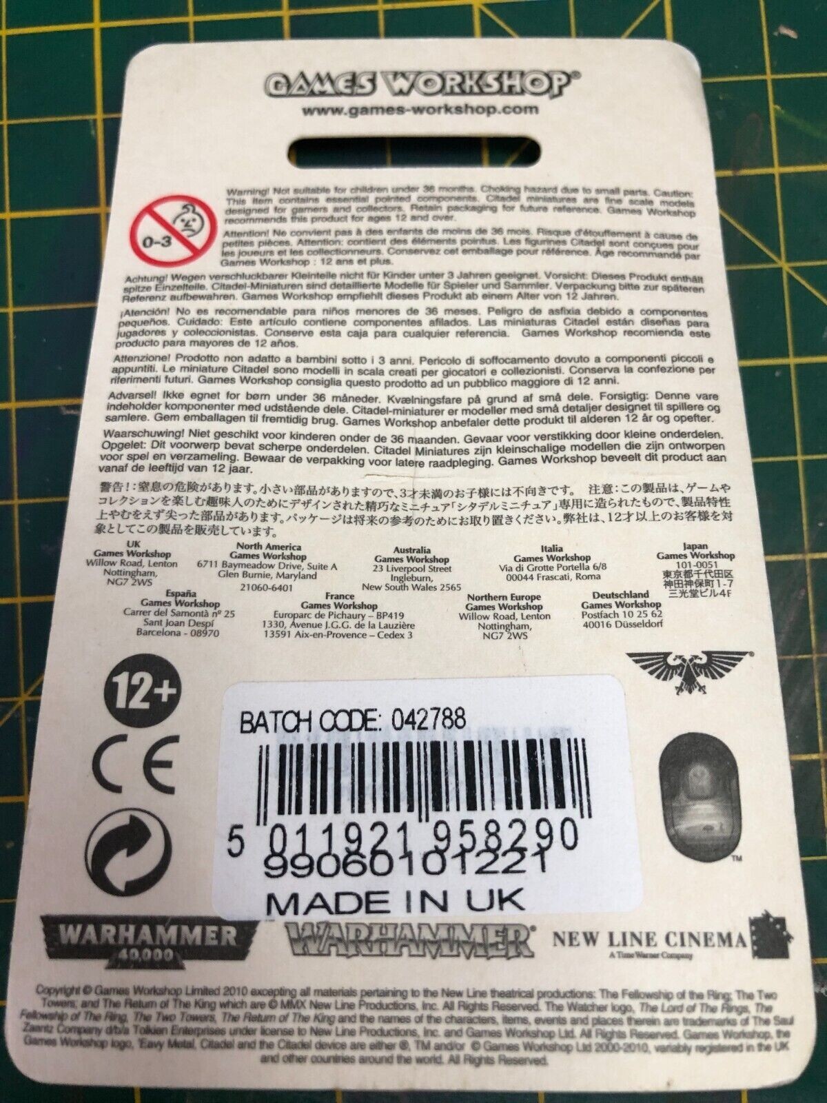 Games Workshop Warhammer 40k Salamanders Chaplain Xavier Salamander ...