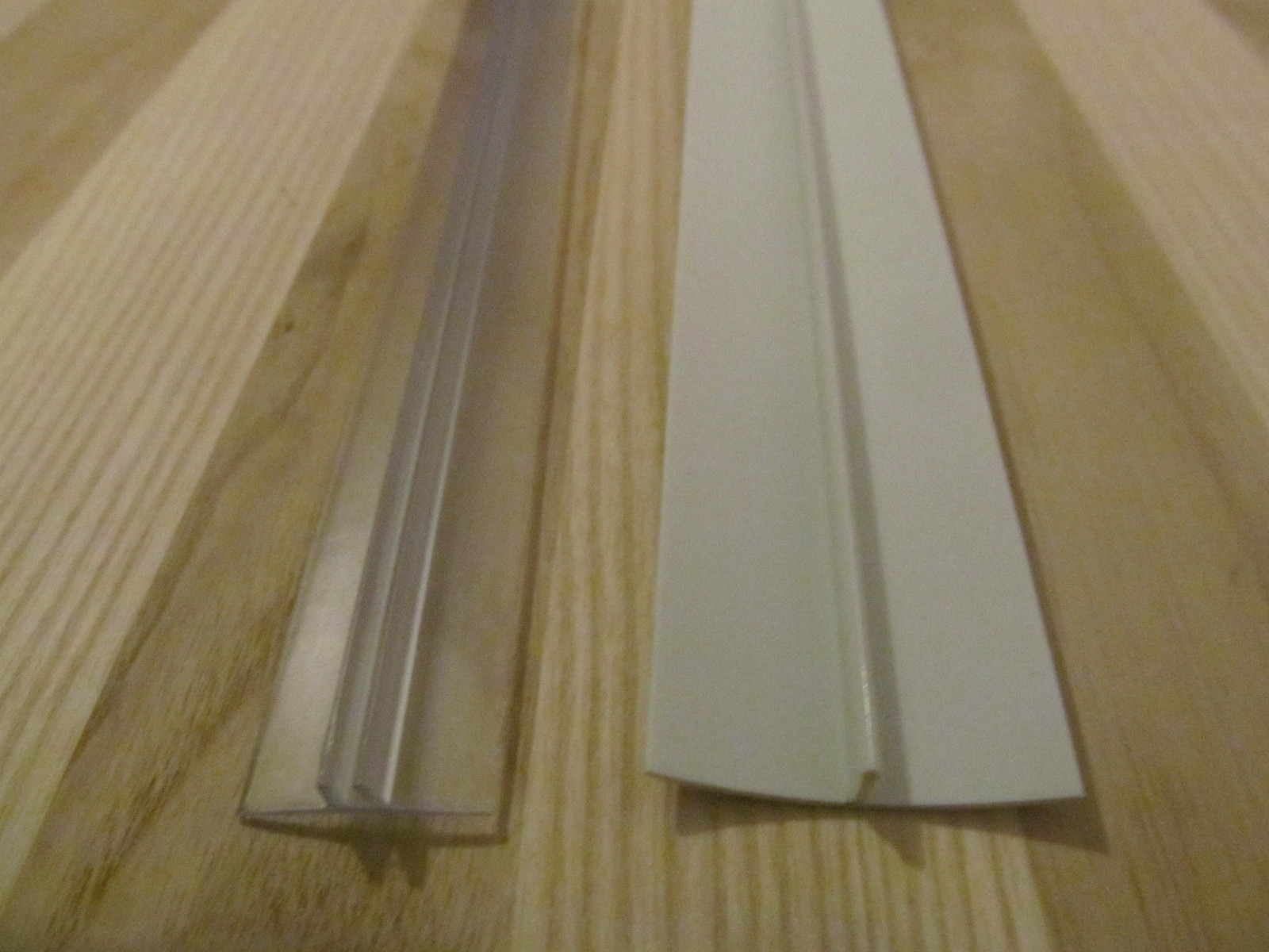 92" Off White Plastic 1 3/8" Ceiling Batten Trim Clear Retainer RV ...
