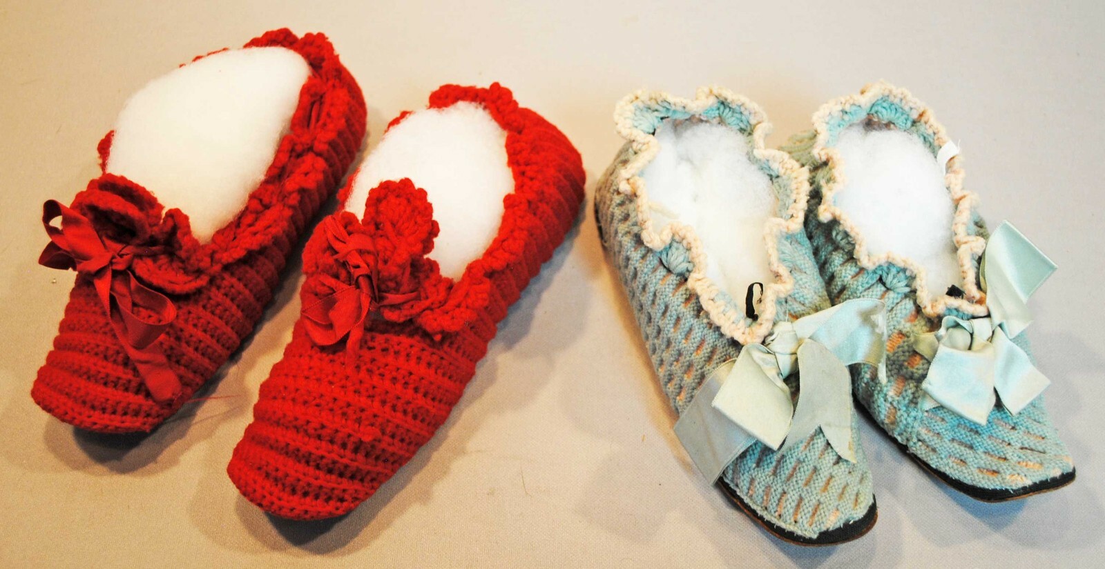 VICTORIAN HAND KNIT SLIPPERS, CIRCA 1850S-60s, LOT OF… - Gem