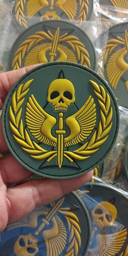CODE TASK FORCE 141 - PATCH PVC 3D (DELTA FORCES - BÉRET VERT) FAIBLE ...