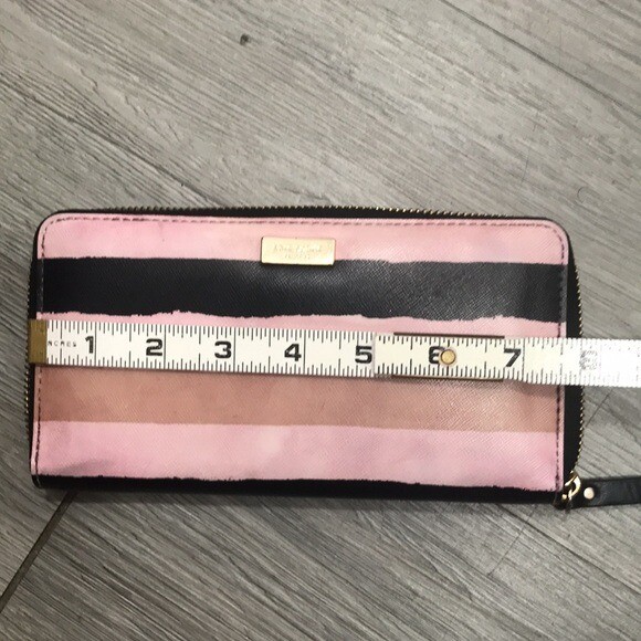 Kate Spade Grant Street Grainy Vinyl Neda Pink & Black Wallet | eBay