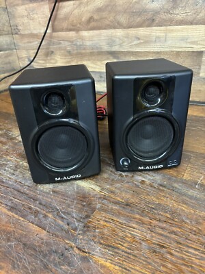Pair Of M-Audio AV 30 Powered Speakers in good condition | eBay