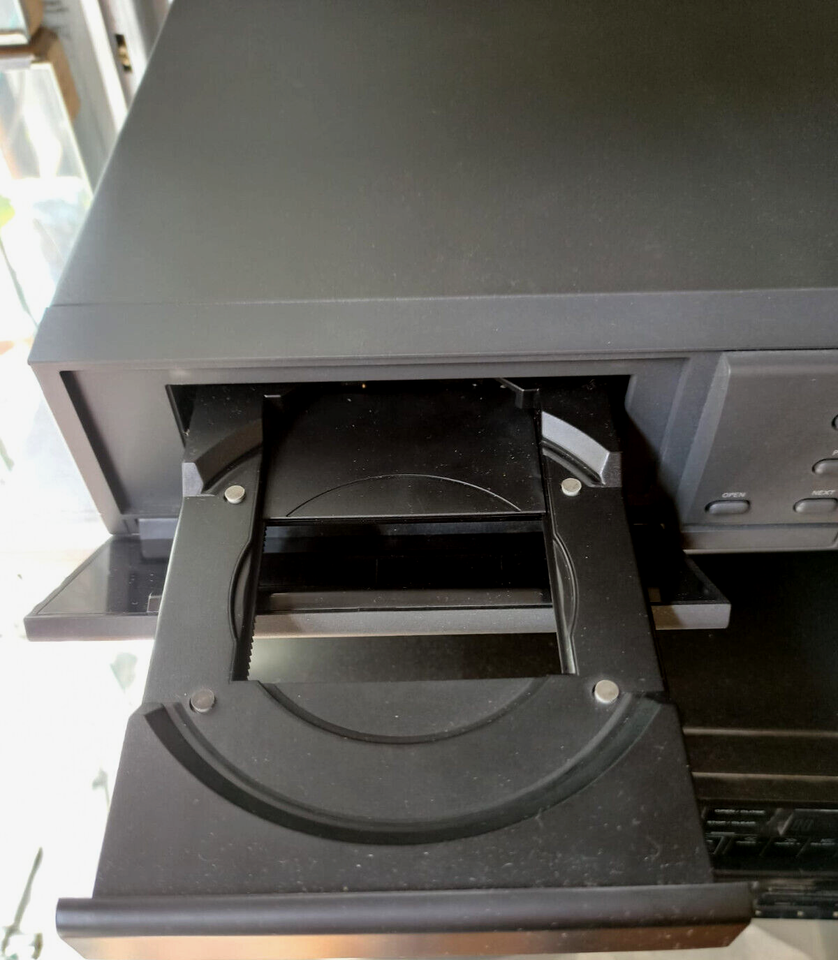 Philips CDI 220 match line + 10 videogiochi interattivi | eBay