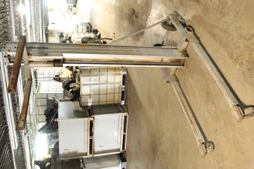 SL-18 Genie Industries Superlift W/ Platform Material Lift 650 pounds ...