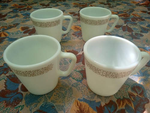 4 Woodland Brown Coffee Mugs Pyrex Corelle #1410 Vintage D-Handle Cups ...