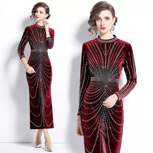 Robe Costume Élégant Long Doux Satin Strass Soirée Événement Rouge ...
