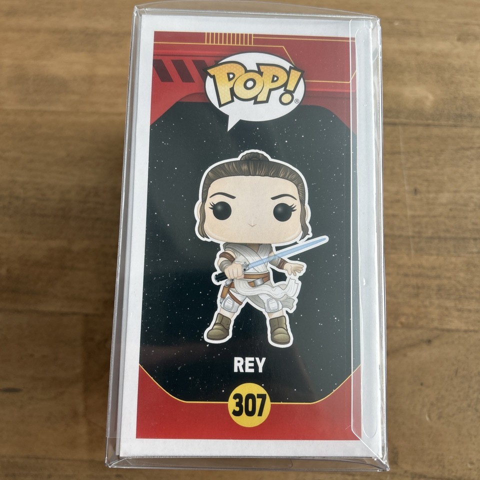 Daisy Ridley SIGNED Rey Funko Pop #307 Star Wars Jedi w/COA Holo | eBay