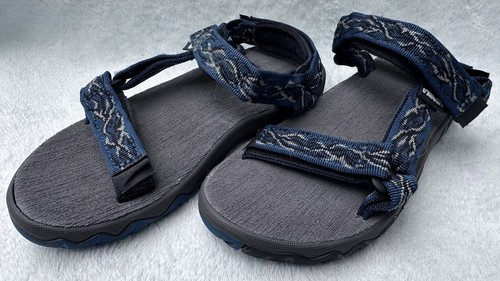 Child Tevas Size 4 Water Sandal Adjustable Blue Black Navy Summer Shoes ...