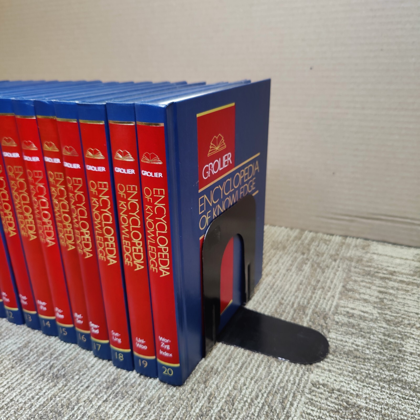 GROLIER ENCYCLOPEDIA OF KNOWLEDGE 1991 Full Set 20 Volumes Abridged ...
