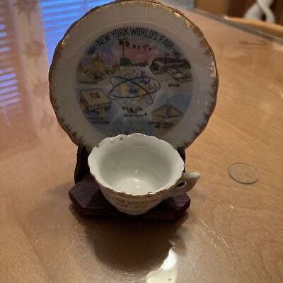 Vintage 1964-1965 New York Unisphere New York World's Fair Mini Cup And ...
