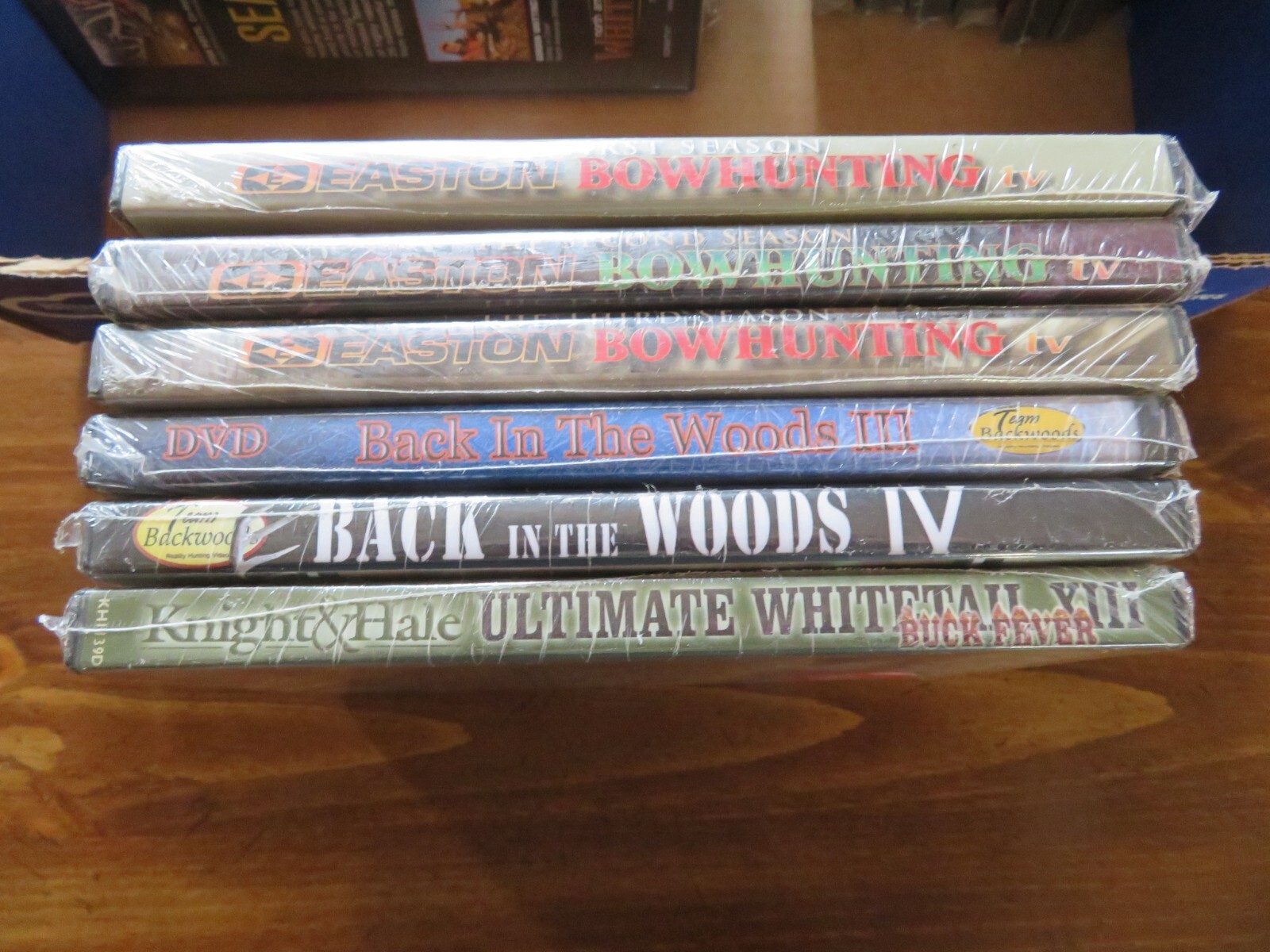 6 NEW DEER HUNTING DVD LOT; EASTON BOW HUNTING, BACK IN THE WOODS. etc ...