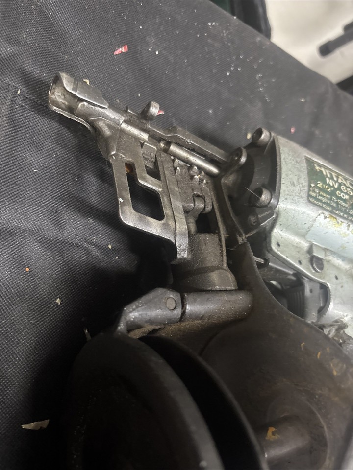 Hitachi NV65AH 2-1/2" Coil Siding Air Nailer Tool Made In Japan | eBay