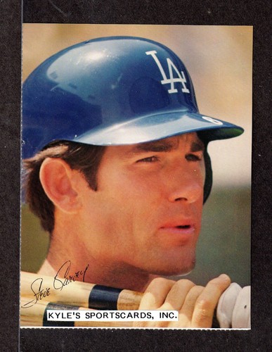 1977 Steve Garey LA DODGERS UNSIGNED 4-1/8 x 5-1/2 COLOR YEARBOOK PHOTO ...