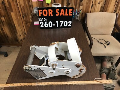 Altec Jib Bracket Material Handling Jib 2000 Lbs Round Holder Boom Tip ...