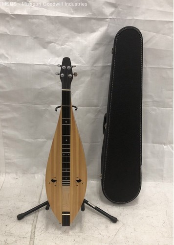 Sweet Wood Music instruments by David Lynch 4 String Dulcimer with Case ...