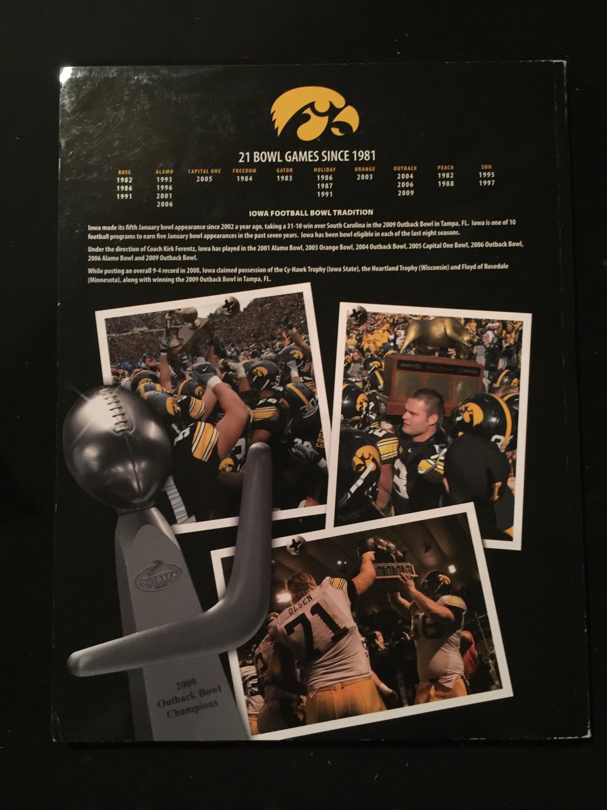 Iowa Hawkeyes Footbal 2009 Media Guide | eBay