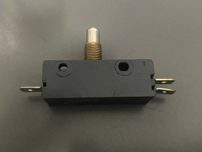 0E1300M0 - Cherry - 3 pcs LOT - SWITCH SNAP ACTION SPDT 15A 125V | eBay