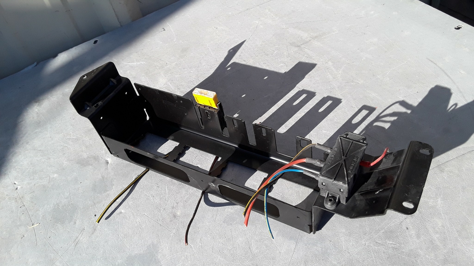 2007-2012 MERCEDES SPRINTER W906 3.0L JUNCTION FUSE BOX CONNECTOR W ...