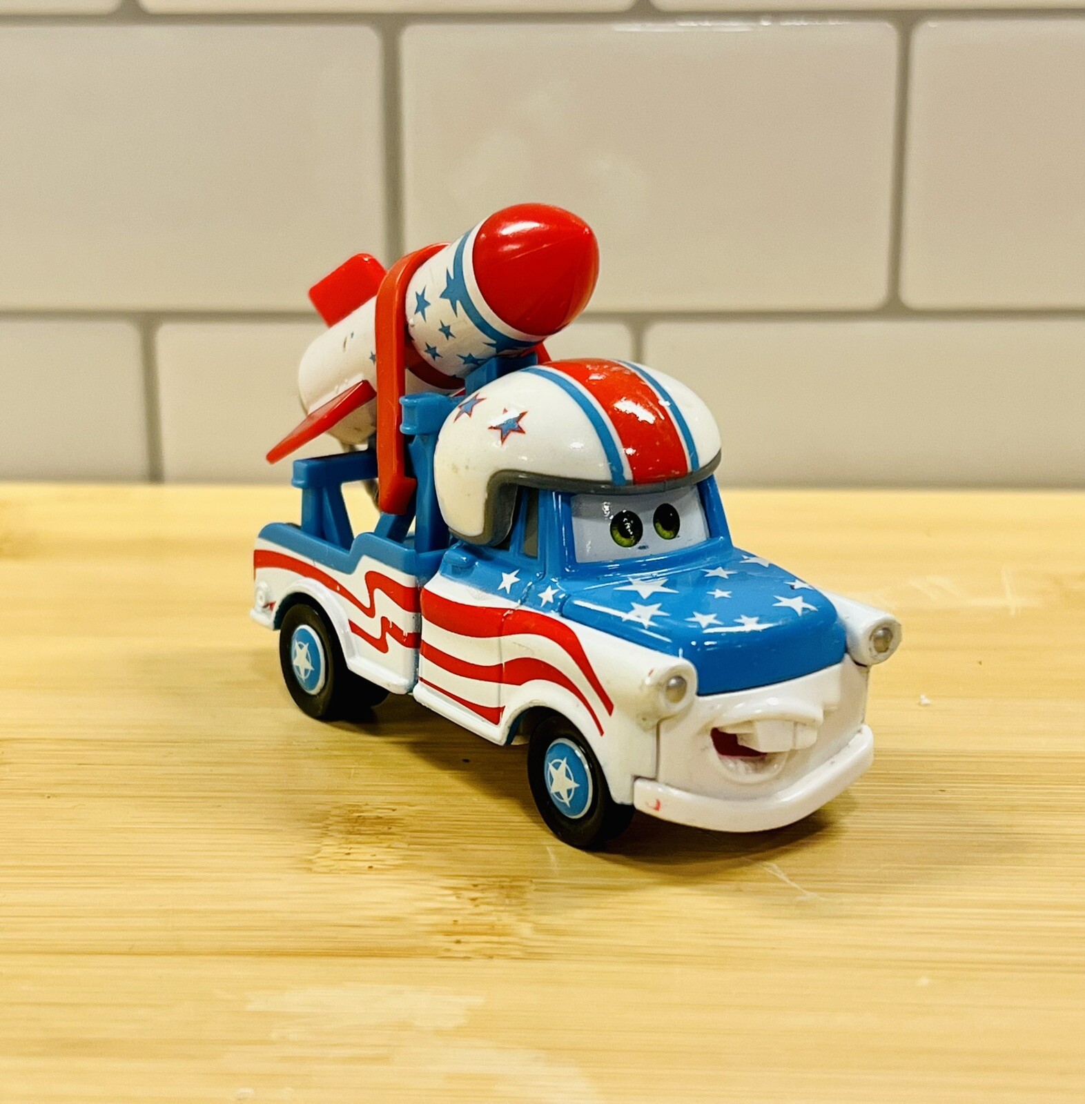 Disney Pixar Cars TOONS MATER THE GREATER LUG & NUTTY RARE VARIANTS