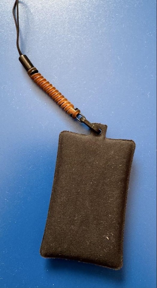 MONSTER HUNTER PORTABLE LIOLEUS SCREEN CLEANER | eBay