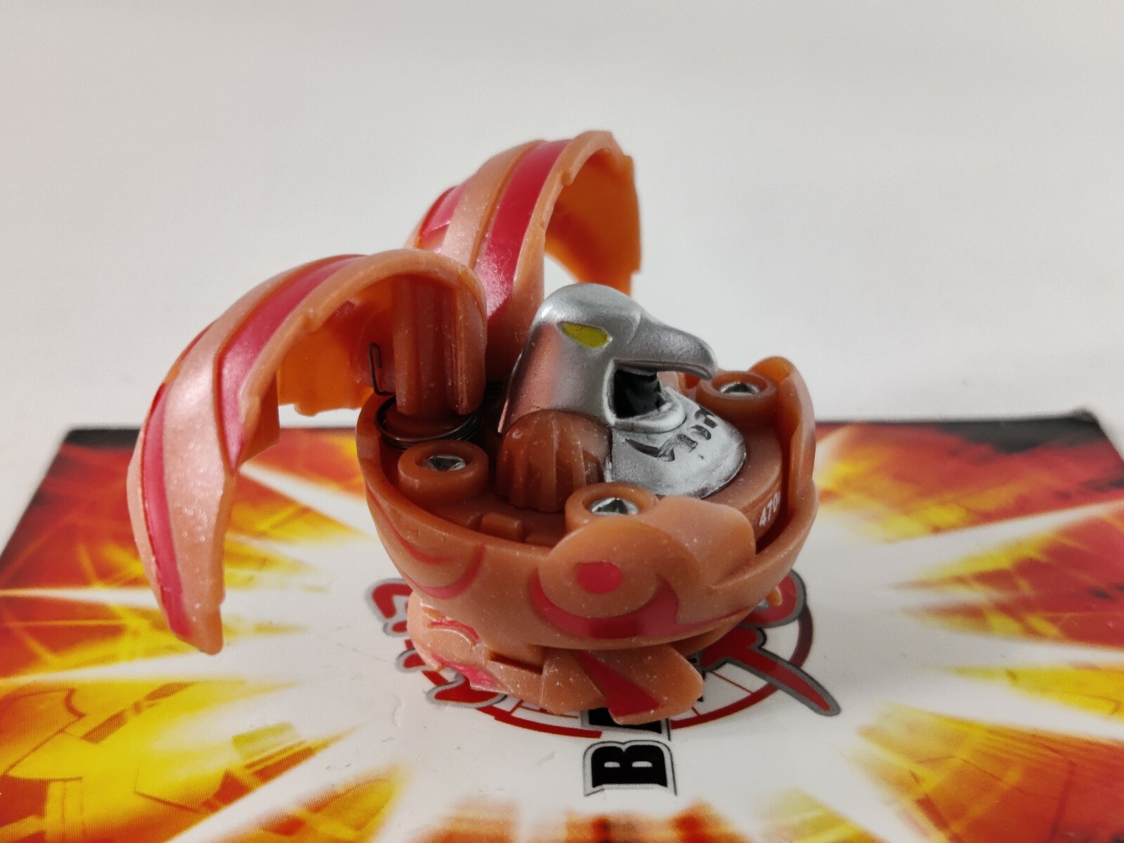Bakugan Battle Brawlers Red Brown Pyrus Bakuflip Ravenoid 470G Free ...