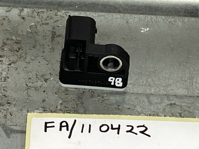 MERCEDES BENZ S Class W222 Acceleration Sensor A0009057600 | Compra ...