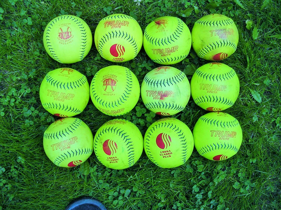 L@@k! Dozen (12) SOFTBALLS "TRUMP STOTE" USSSA CLASSIC PLUS 12" | eBay